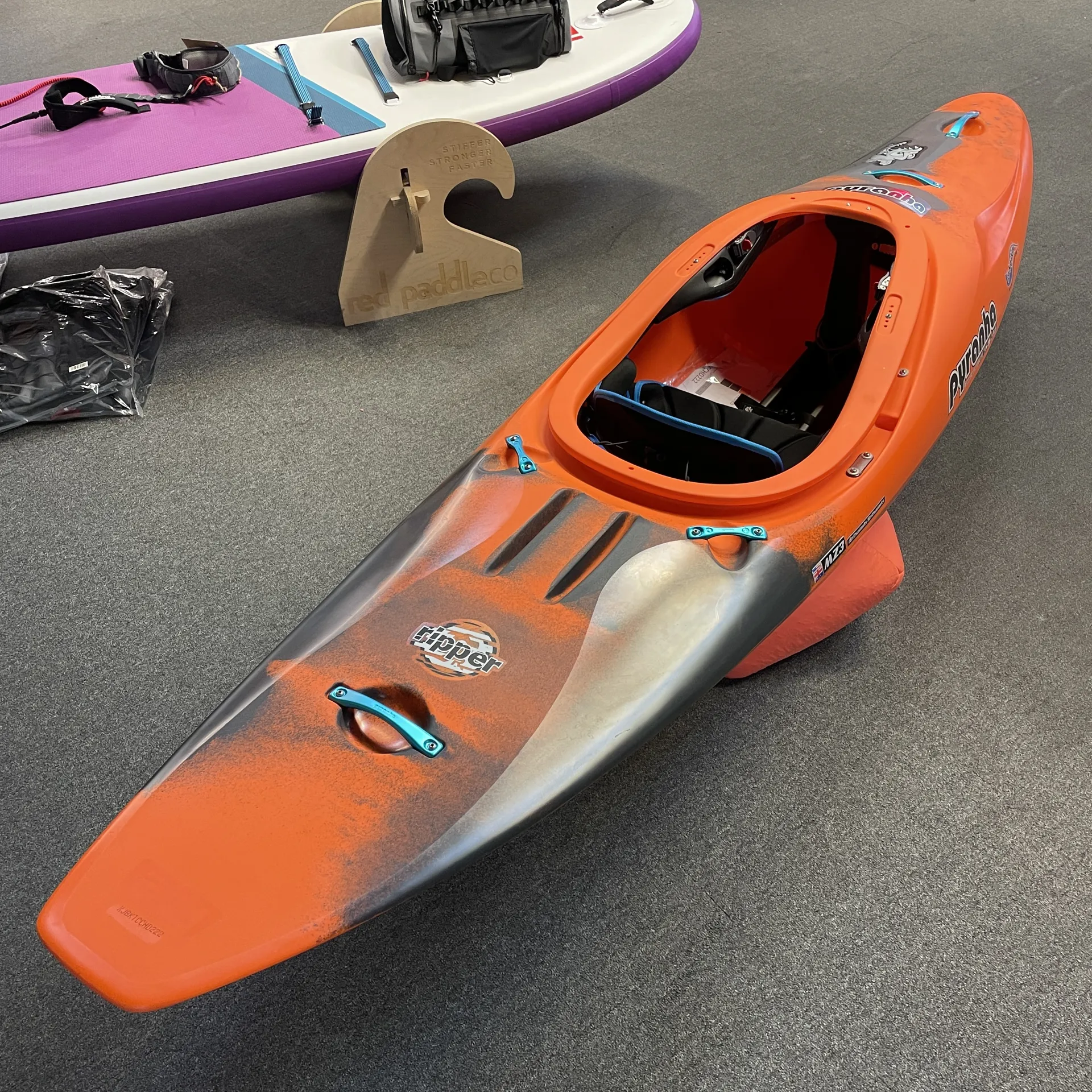 Pyranha Ripper II Medium Half Slice Whitewater Kayak Factory 2nd