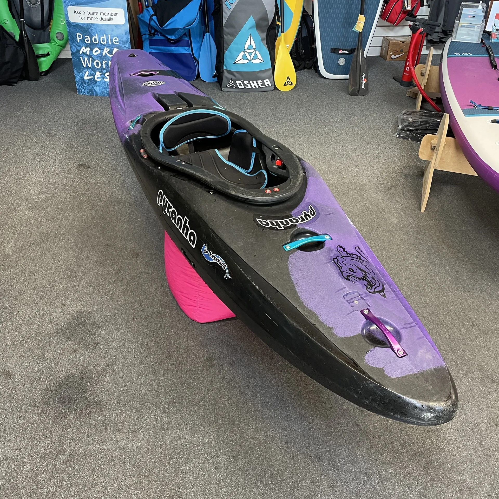 Pyranha Kayaks Ripper I Large Half Slice Whitewater Kayak Ex Demo